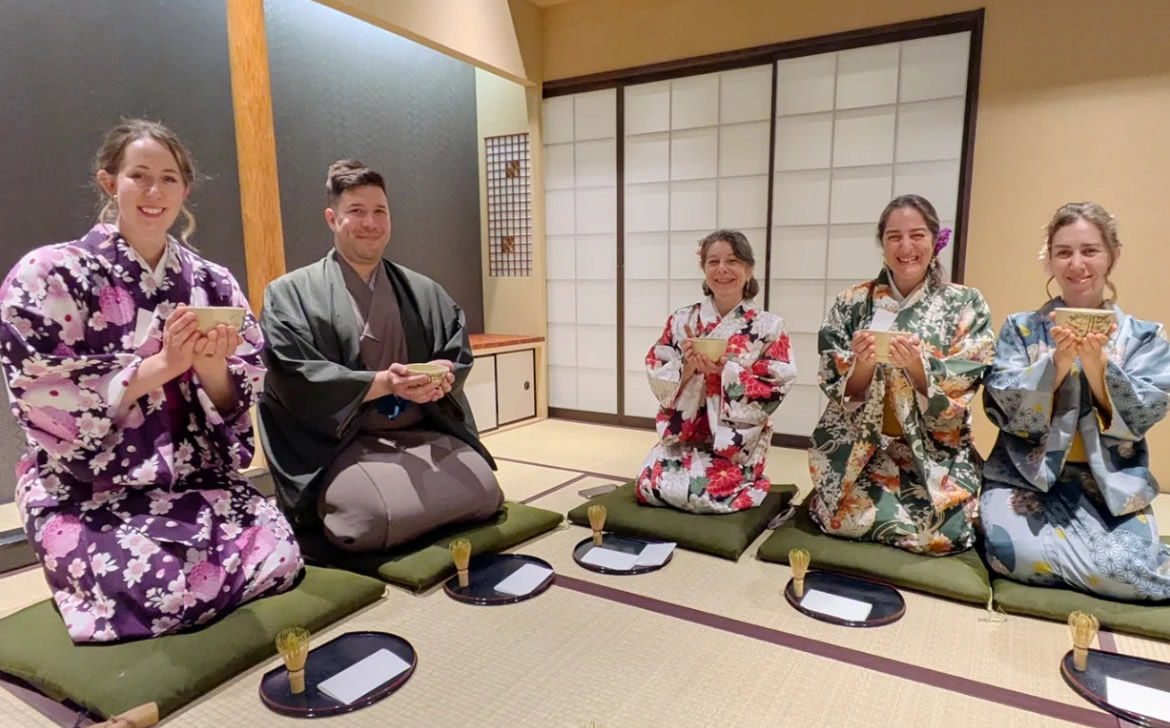 Tea Ceremony and Kimono Experience | Plans and Prices| Nara in Kimono ...